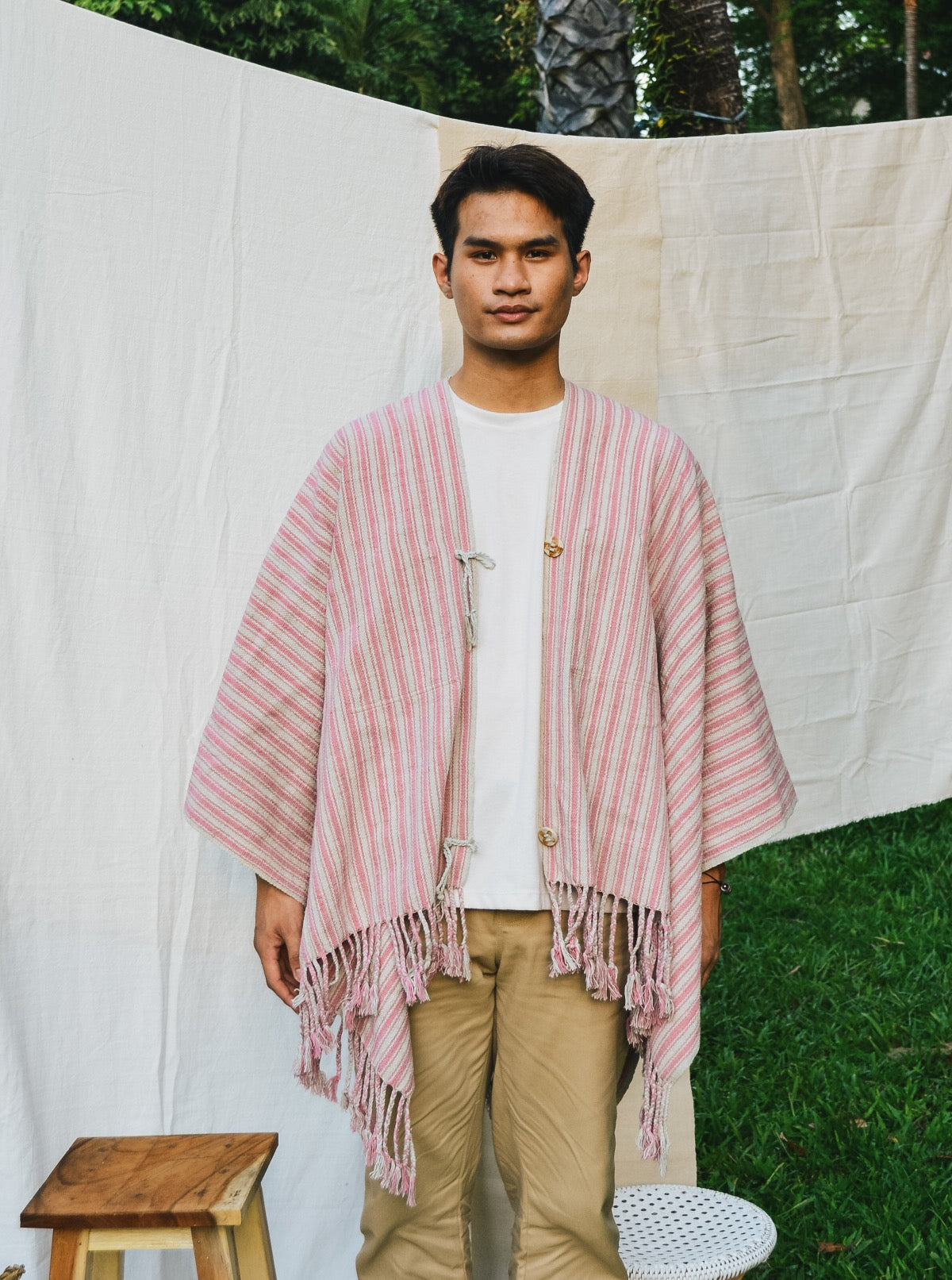 Wearable Throw - Handwoven – Color of Heat