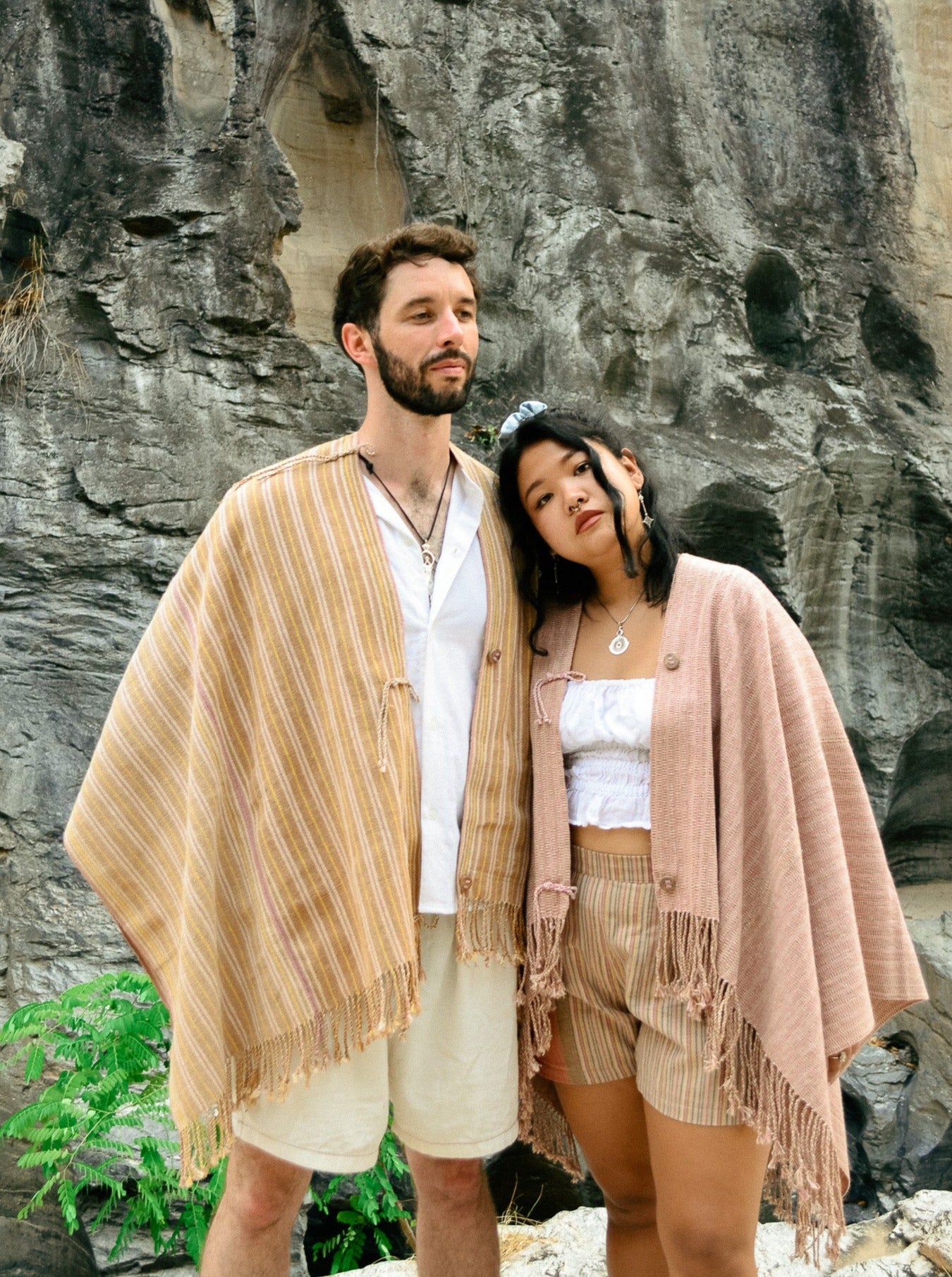Wearable Throw - Handwoven – Color of Heat