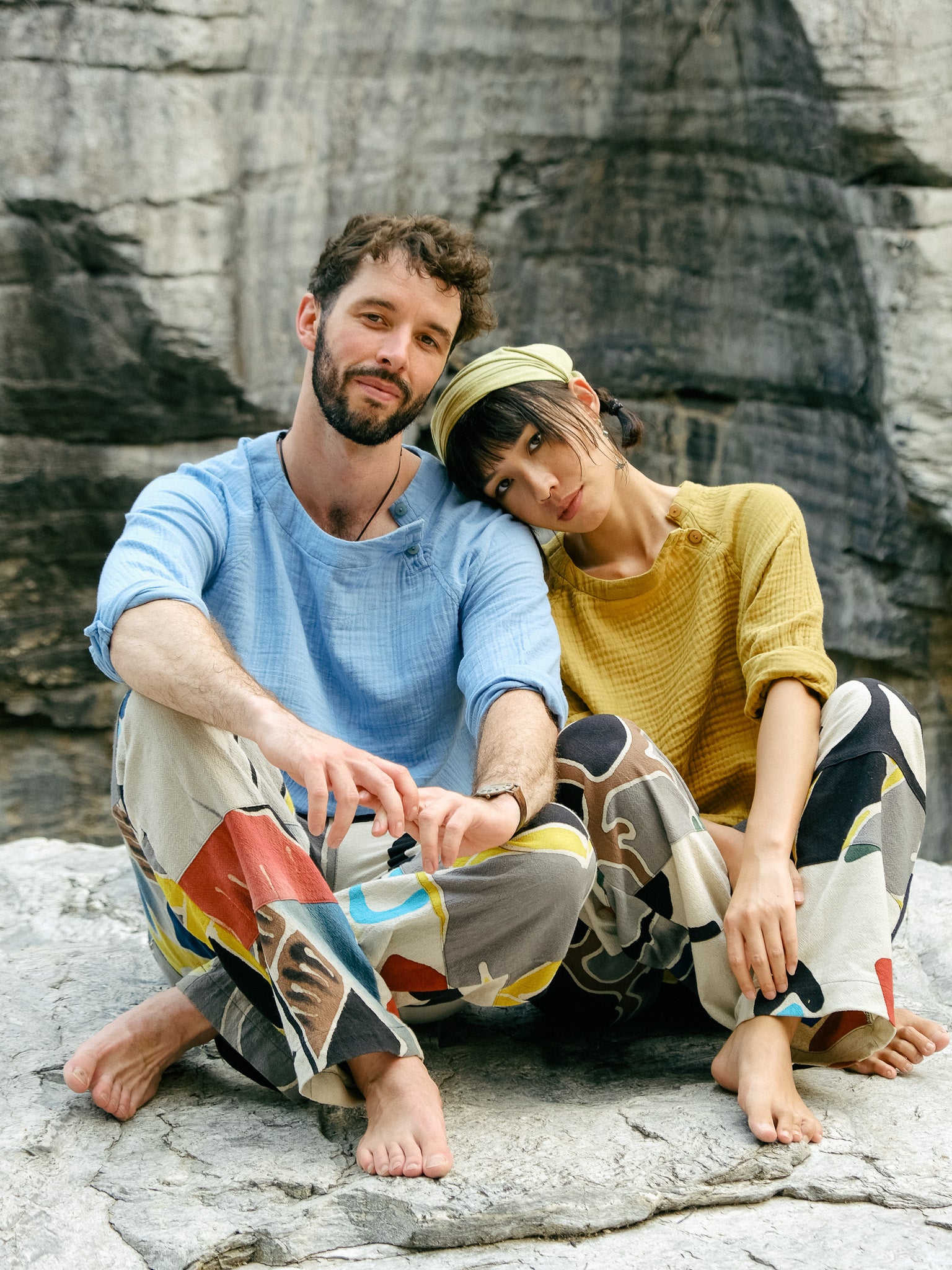 V-Neck Top - Batik - Color of Heat